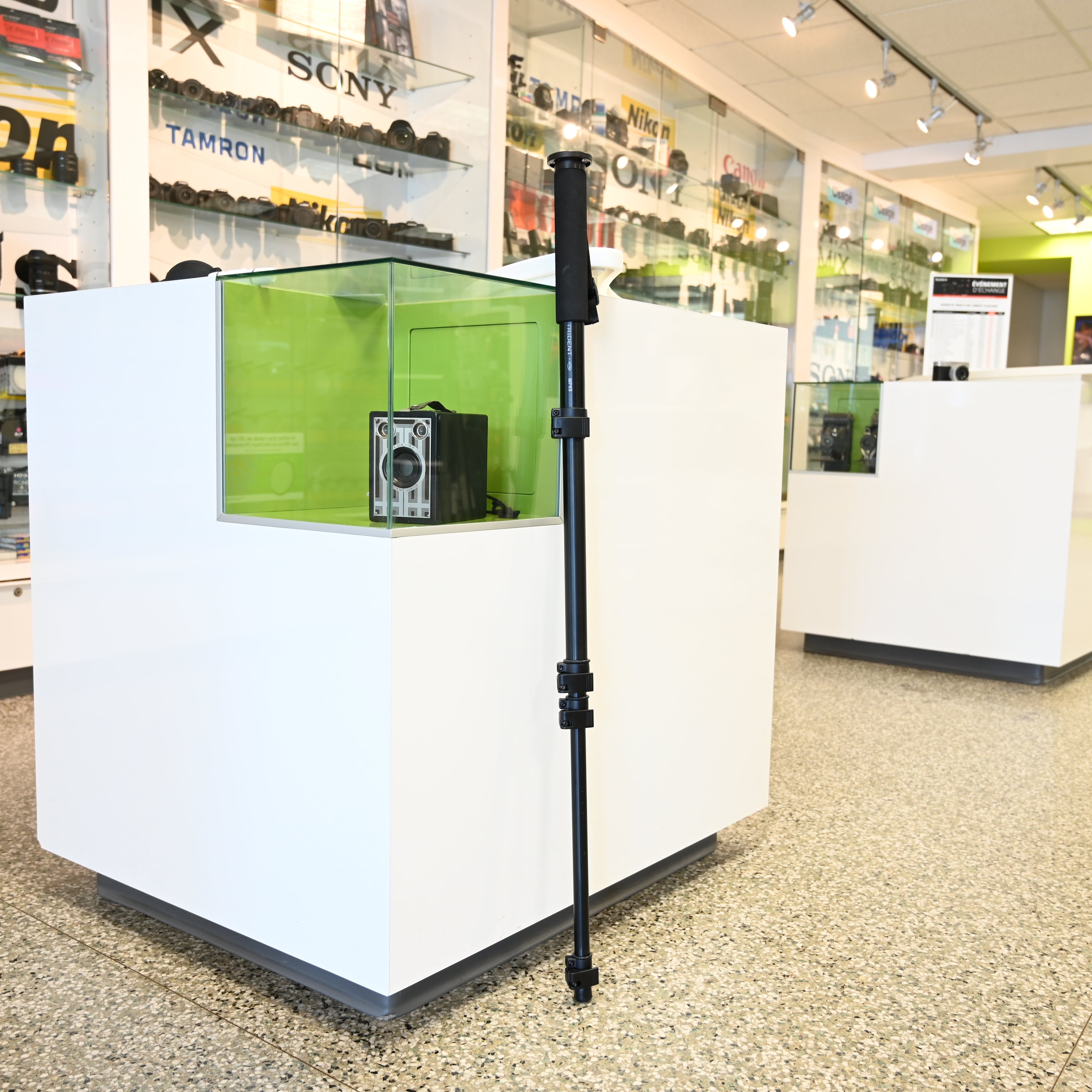 Monopod Trident Optex MP65 Usagé – Photo LAPLANTE